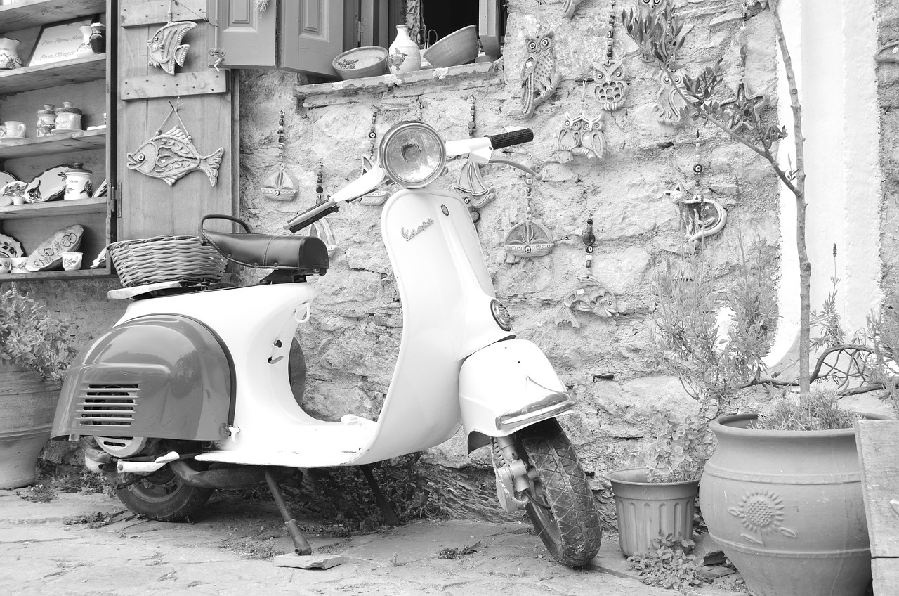 French Military Innovation Spotlight: Vespa 150 TAP Anti-Tank Scooter ...
